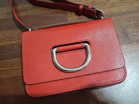 버버리 D백 버버리 크로스백 정품 당근 중고거래