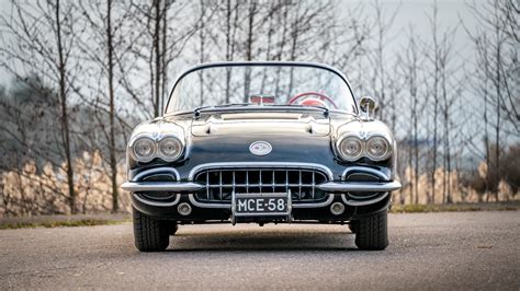 1958 Chevrolet Corvette Convertible 2