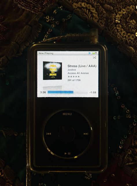 To The People Who Recommended “aaa” It Fucking Slaps🤌🏻 Rjusticemusic