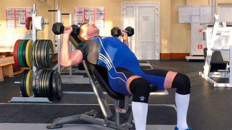 Жим гантелями лёжа под углом вверх техника и нюансы Youtube