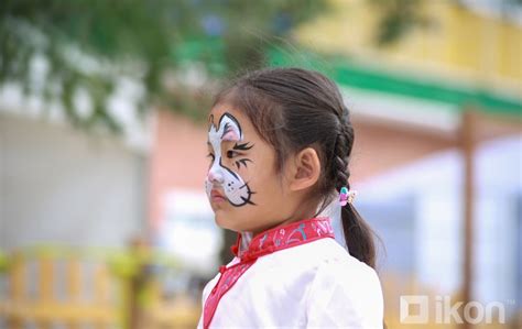 ФОТО Төв цэнгэлдэхэд наадамлаж яваа зочид