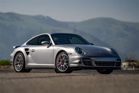 Porsche 911 997 Turbo With 19 Ec 7rs Wheels In Race Silver