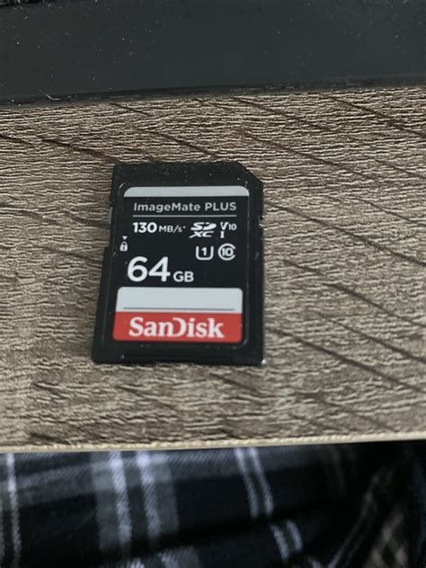 can anyone help me why this se card isn t working i try to put it in