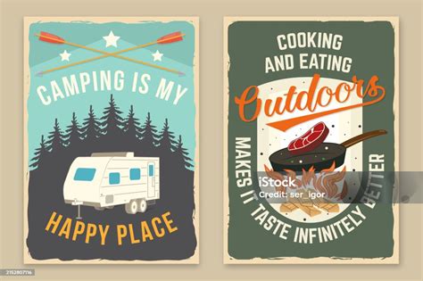 캠핑 복고풍 포스터 세트입니다 벡터 일러스트 레이 션입니다 셔츠 또는 로고 프린트 스탬프 패치 또는 티셔츠의 개념 캠핑카 Rv 팬에 스테이크 캠프 파이어 숲 및 산 실루엣이