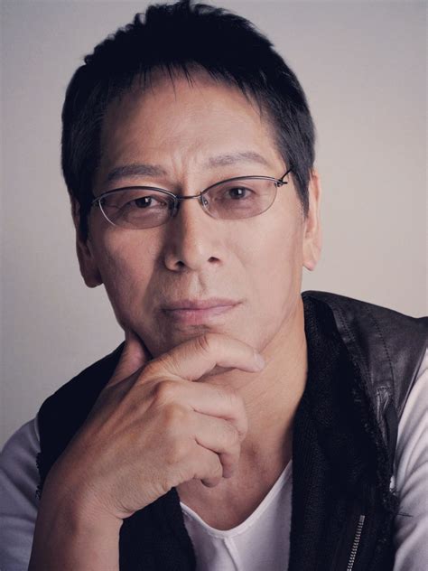 （写真）『嘘の戦争』草なぎ剛、水原希子＆山本美月と三角関係に「可愛くて焦っちゃう」 エンタメ ニュース ｜クランクイン！