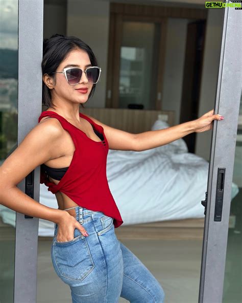Khushi Dubey Wiki Biography Age Gallery Spouse And More