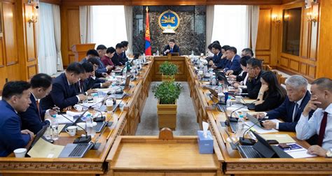 Үерийн улмаас эвдэрсэн авто зам замын байгууламжийг сэргээнэ