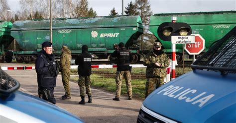 Польща продовжує блокаду які шанси зберегти ринок ЄС для українського агроекспорту