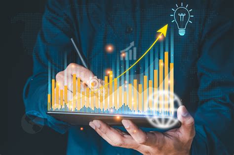 사업가 핸드 쇼 스톡 차트 그래프 표시기와 상승 주식 기호를 보여주는 금리 금융 및 모기지 금리 개념 이중 노출 이미지 가격에 대한 스톡 사진 및 기타 이미지 Istock