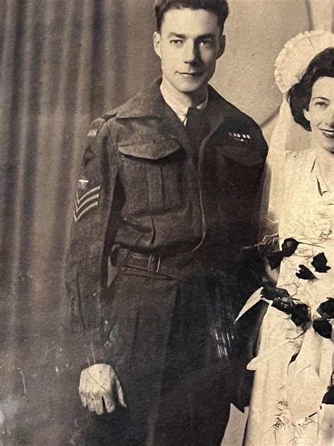 can anyone identify my great grandfathers medals and ranks more info