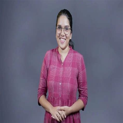 Live Video Interactive Classes At Best Price In Ernakulam By English