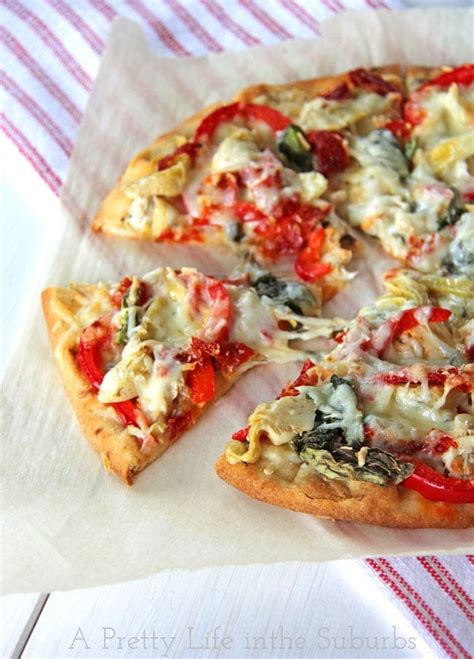 Cheesy Grilled Chicken Flatbread A Pretty Life In The Suburbs