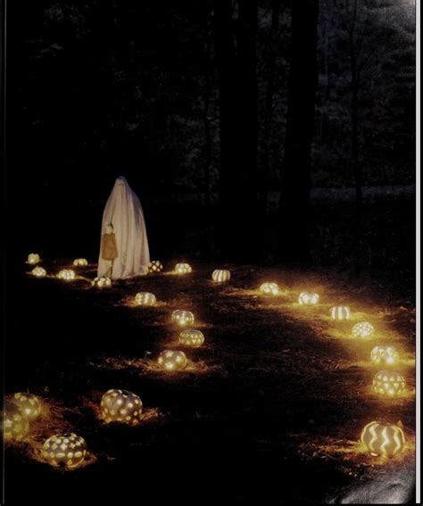 Ghost Walk Martha Stewart Halloween Halloween Scene Halloween House