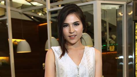 Hamil Empat Bulan Olivia Jansen Kurangi Pekerjaan Wartakotalive Com