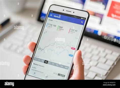 Data Stock Exchange Chart Hi Res Stock Photography And Images Alamy