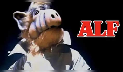 ¡alf Regresa Ryan Reynolds Trae De Vuelta Al Famoso Alienígena De Los