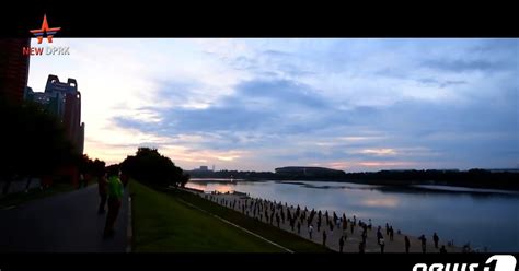 대동강변에서 체조부터 보트까지인민들의 문화생활 부각한 北