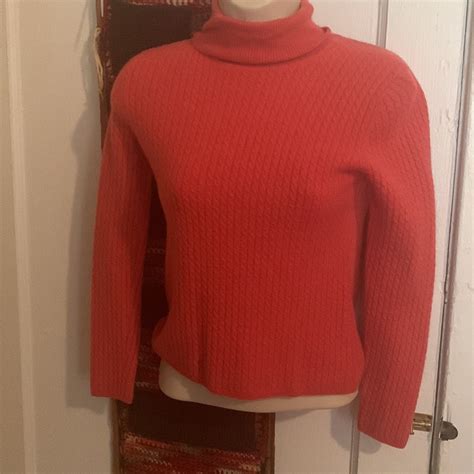 Iris Singer Cashmere Turtleneck Sweater Gem