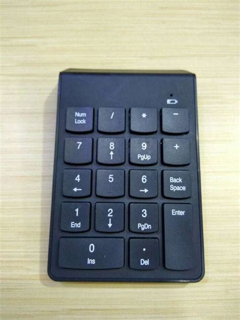 Promo 100 Produk Ori Wireless Portable Numeric Keypad Numpad 2 4ghz Keyboard Numerik 10m Diskon