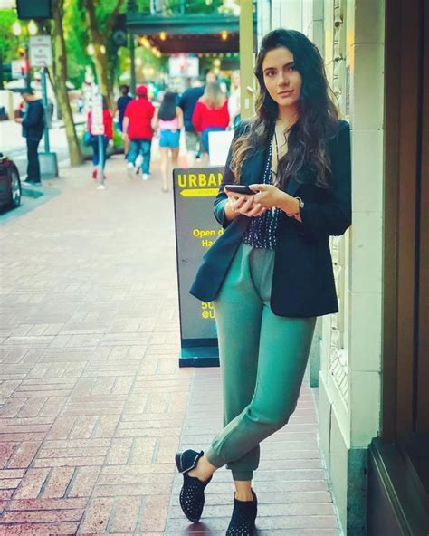 Arienne Mandi Ariennemandi • Instagram Photo Idées De Mode Instagram