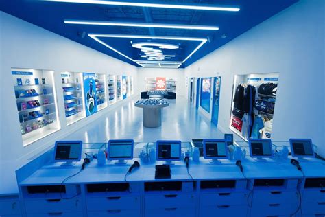 Rgbw Vs Rgb Led Strip Lights Which One To Choose For Your Project Dream Homes Dot