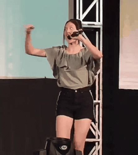 Chika Chikuy Gif Chika Chikuy Chika Jkt Discover Share Gifs