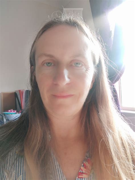 Sarah Lewin Author Witchy Mystery Books