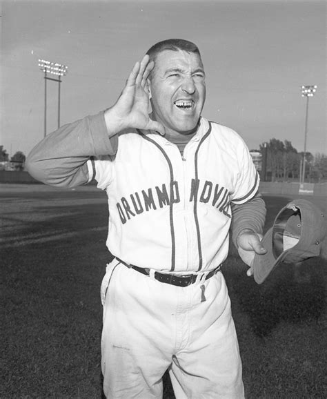 Félicien « Fred Bourbeau Entraîneur Des Royaux Société Dhistoire De Drummond