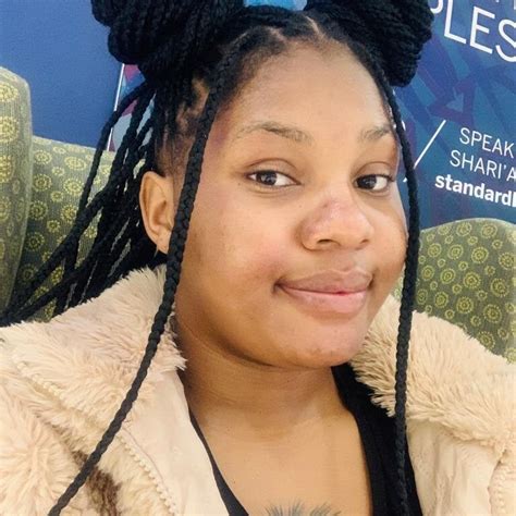 Renee 18 Cam Model Free Live Sex Show And Chat Stripchat