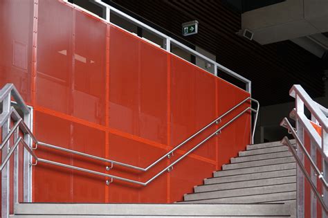 Classroom Facade Oxford Falls Grammar Arrow Metal