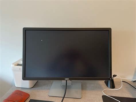hey guys when i boot up my computer it s stays still like this forever