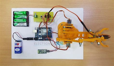 assembling arduino robotic arm lasicable