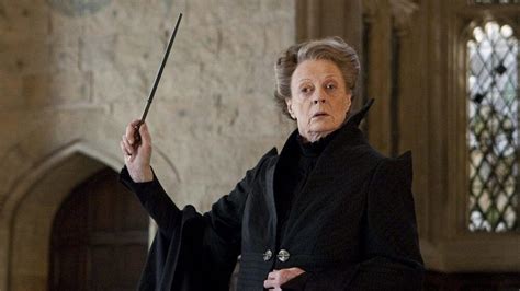 เดม แม็กกี สมิธ ผู้รับบท ศ มักกอนนากัล ในแฮร์รี่ พอตเตอร์ เสียชีวิตแล้ว