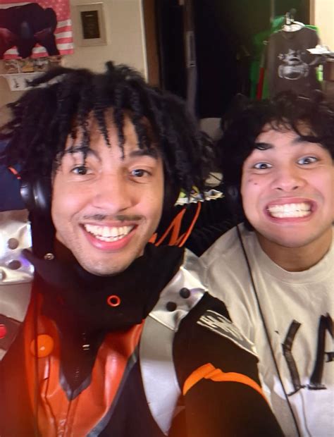 Pixeldrink And Tinky John In 2025 Funny Short Clips Do I Love Him