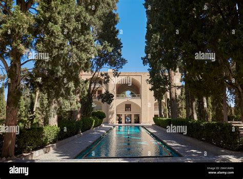 The Pool With Twelve Fountains In The Fin Garden Bagh E Fin The