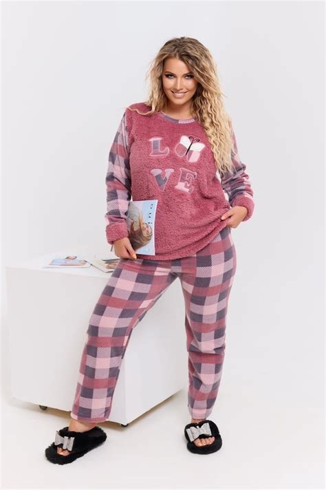 Дамска плюшена пижама в розово Angelo Style