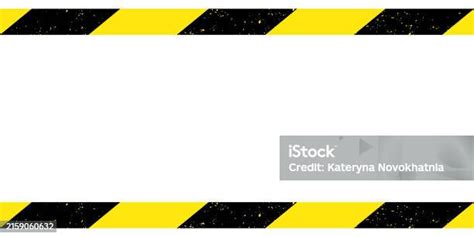 노란색과 검은색 색상에 질감과 텍스트 공간을 표시합니다 흰색 배경에 경고 표시입니다 빈 경고 표시 디자인에 대한 경고 배경입니다