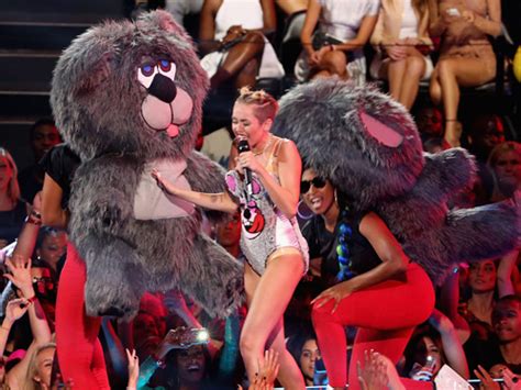Miley Cyrus And Robin Thicke Perform Live At 2013 Vmas
