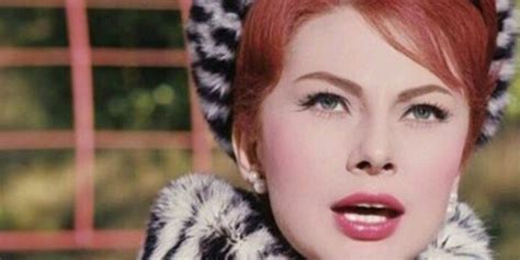 فرارو تصاویر ماجرای زیباترین حلقه ازدواج تاریخ که برای ثریا