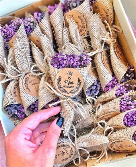 Faça Você Mesma 21 Lembranças De Casamento Bridal Favors Wedding Favors For Guests