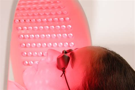 What Is Infrared Light Therapy Our Top 5 Infrared Devices To Kickstar