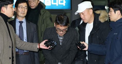 성폭행 의혹 김건모 국민께 심려 끼쳐 죄송