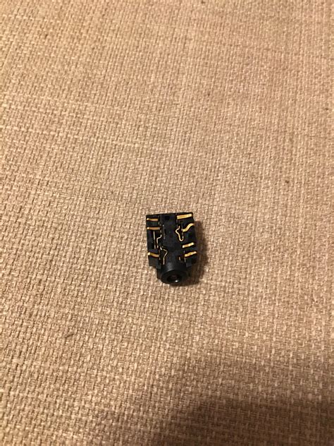 When Opening My Xbox One Elite Controller To Fix Drift This Was Loose And Fell Off When I