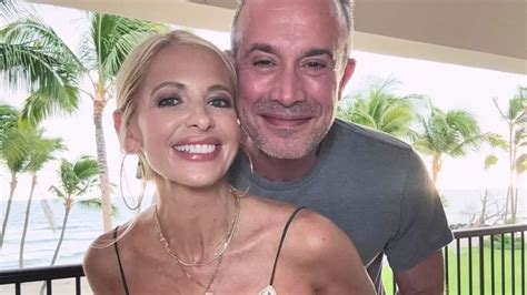 How Sarah Michelle Gellar 48 Maintains A Happy Marriage With Freddie