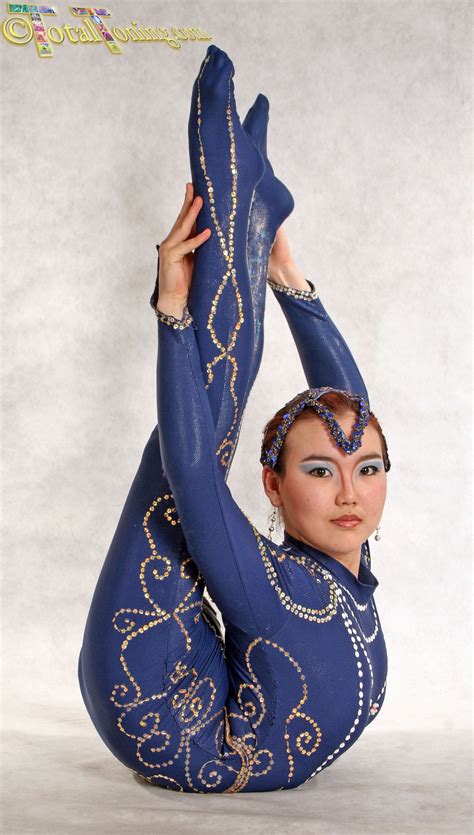 Xray Of An Individuala Contortionist In An Extreme Pose