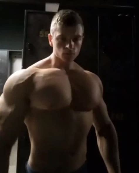 Young Alpha With Amazing Pecs Tumbex