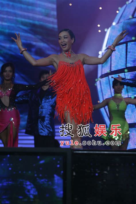 陈志朋突然妩媚 “晚娘”钟丽缇继续风骚图 搜狐音乐