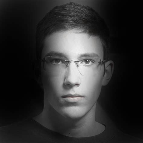 Создать мем мужских константин белоусов парень в очках Картинки