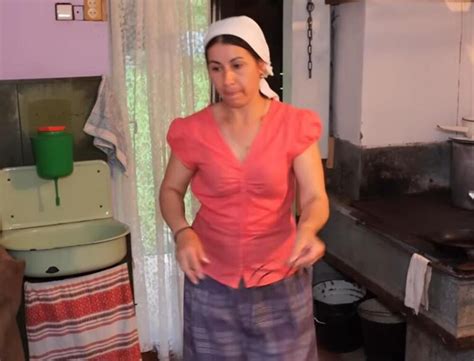 Марија ги оставила сопругот и 3 те деца и отишла во планинско село ги заменила штипките со