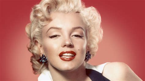 Marilyn Monroe Lipstick Lip Contouring How To Marie Claire